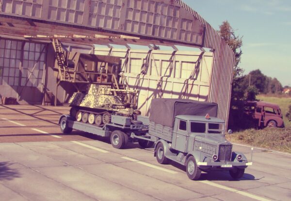 Hanomag SS100 – TDW Models